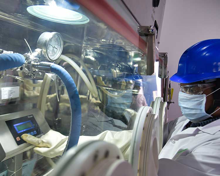 Custom Manufacturing | Neuland Labs